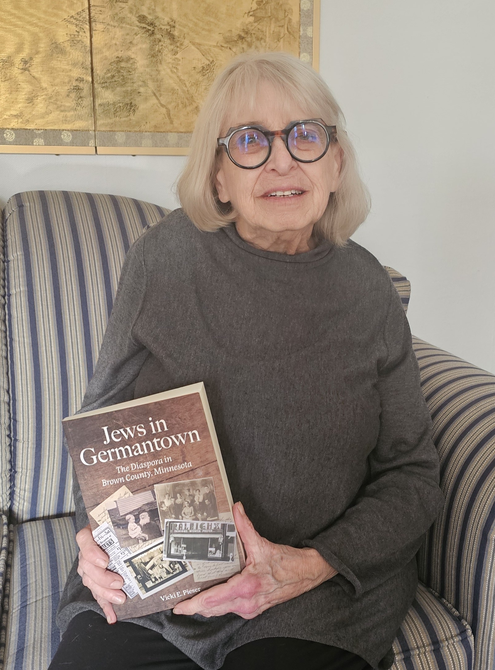 ‘Collecting little stories about people’ | News, Sports, Jobs - The Journal